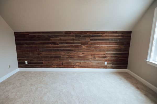 Reclaimed Brown Barn Wood Wall Paneling - Sawmill Designs