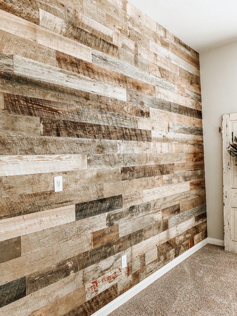 Reclaimed Mixed Barn Wood Wall Paneling - Sawmill Designs